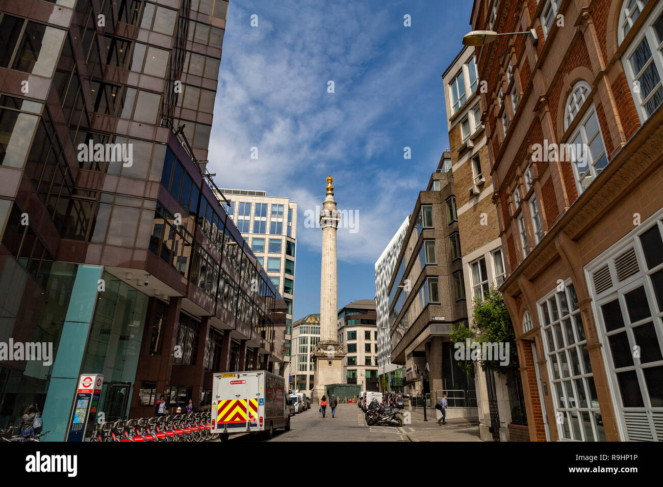 London, England, UK. Monument (to the Great Fire of London) at the ...