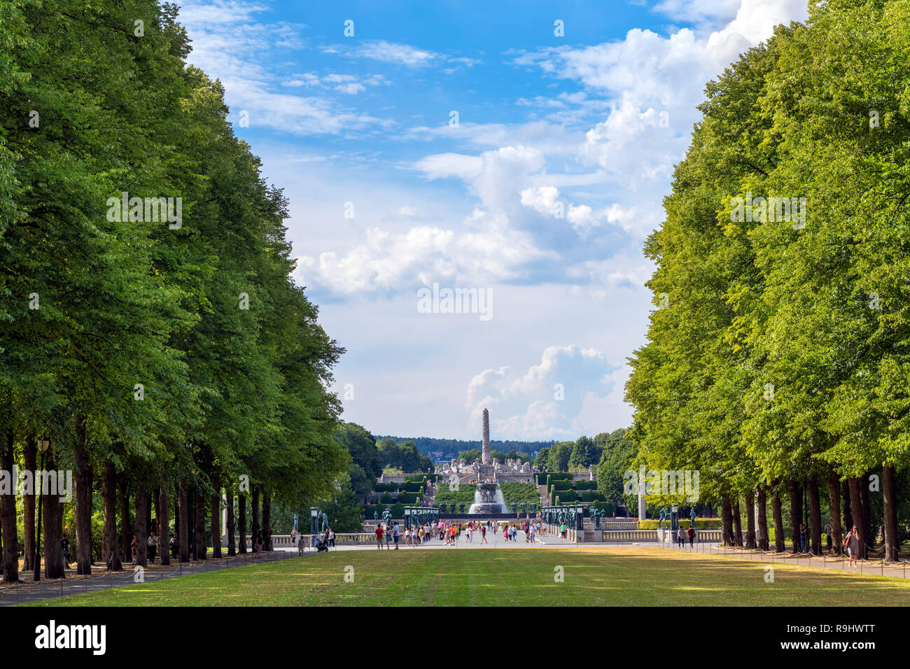 Vigeland Sculpture Park (Vigelandsparken), Frognerparken, Oslo, Norway ...