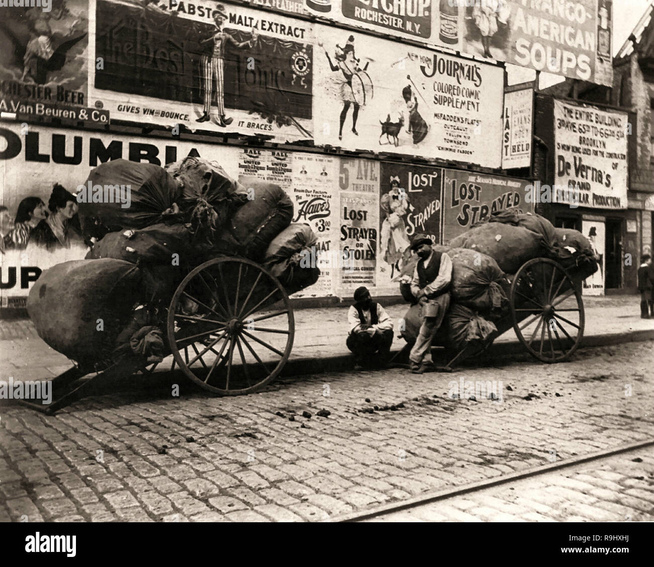 Rag carts, New York 1896 Stock Photo - Alamy