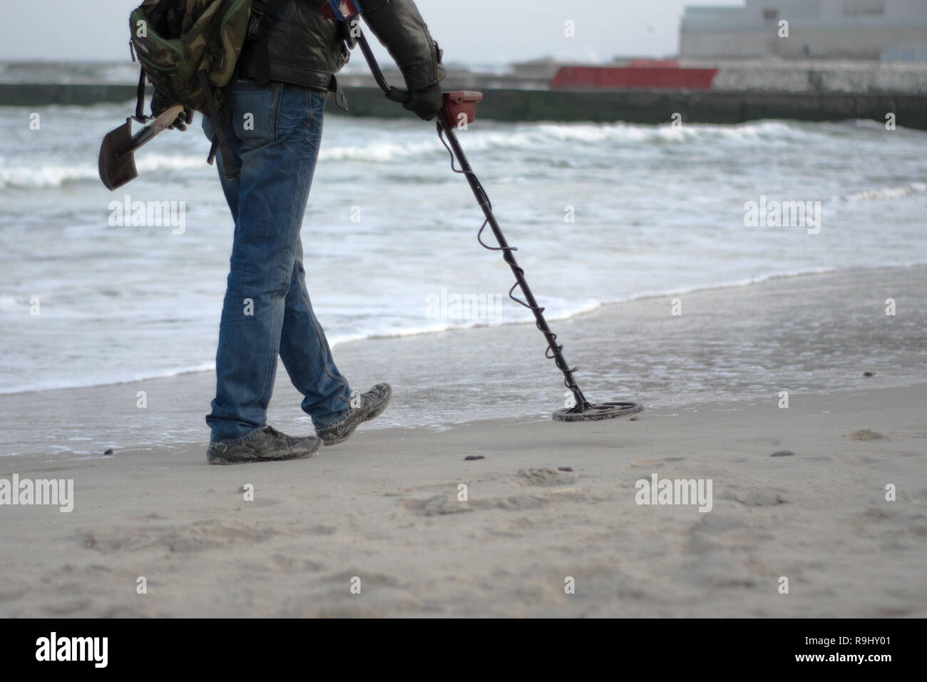 Archeological dig coins hi-res stock photography and images - Alamy