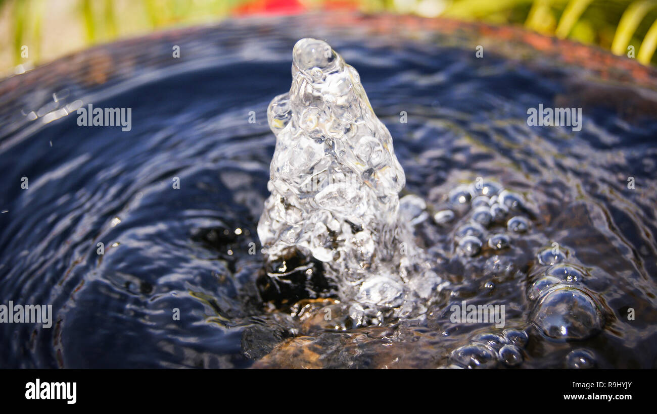 The Fountain in the pond / Water splashing , Stop action of water Stock ...