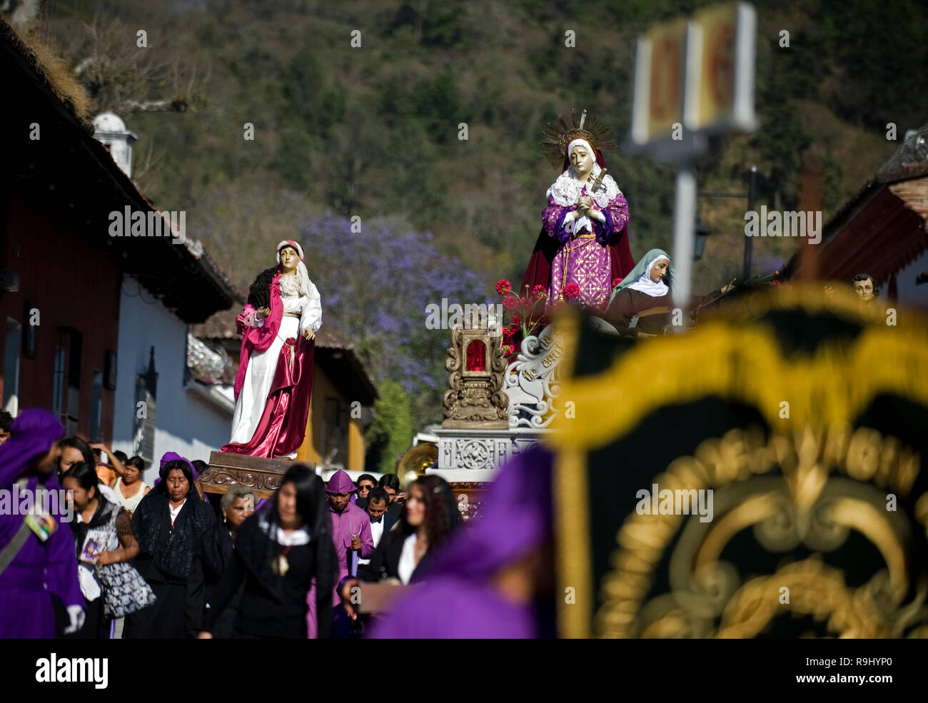Jesus procession hi-res stock photography and images - Alamy