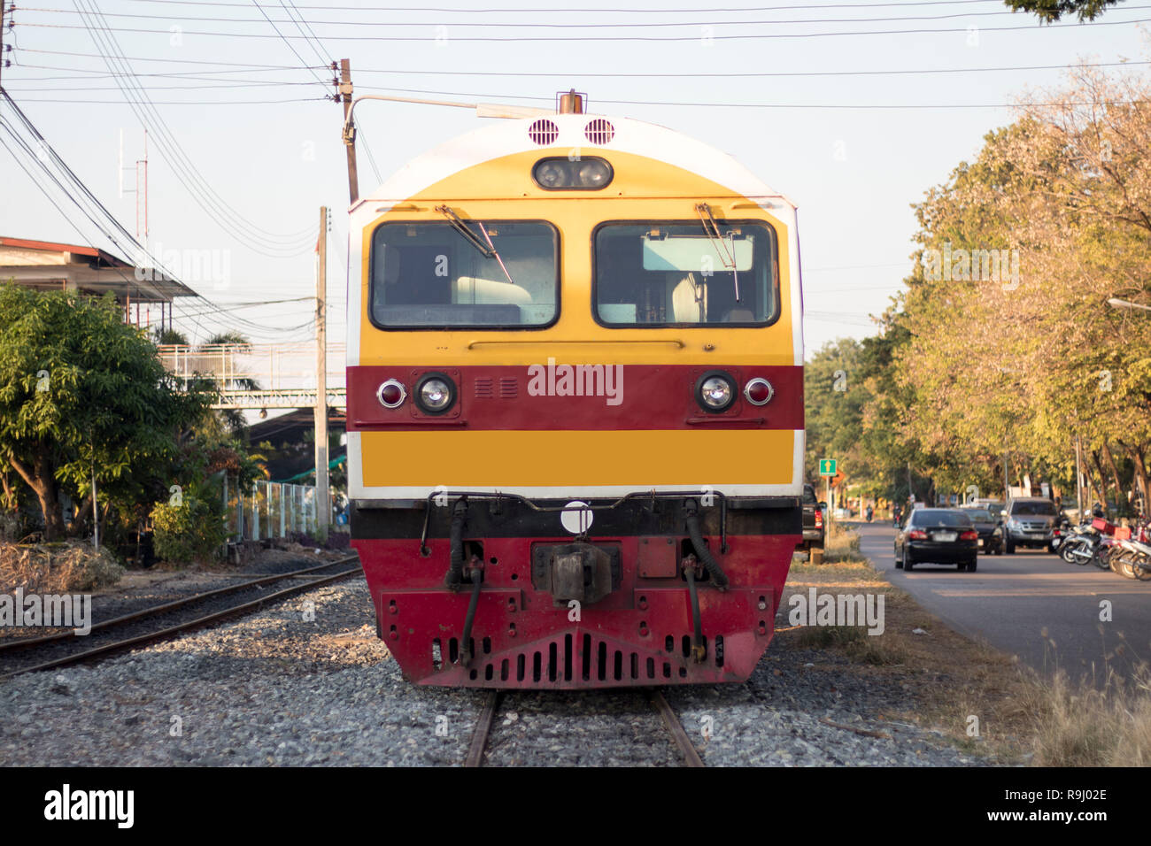 Front end view of train hi-res stock photography and images - Alamy