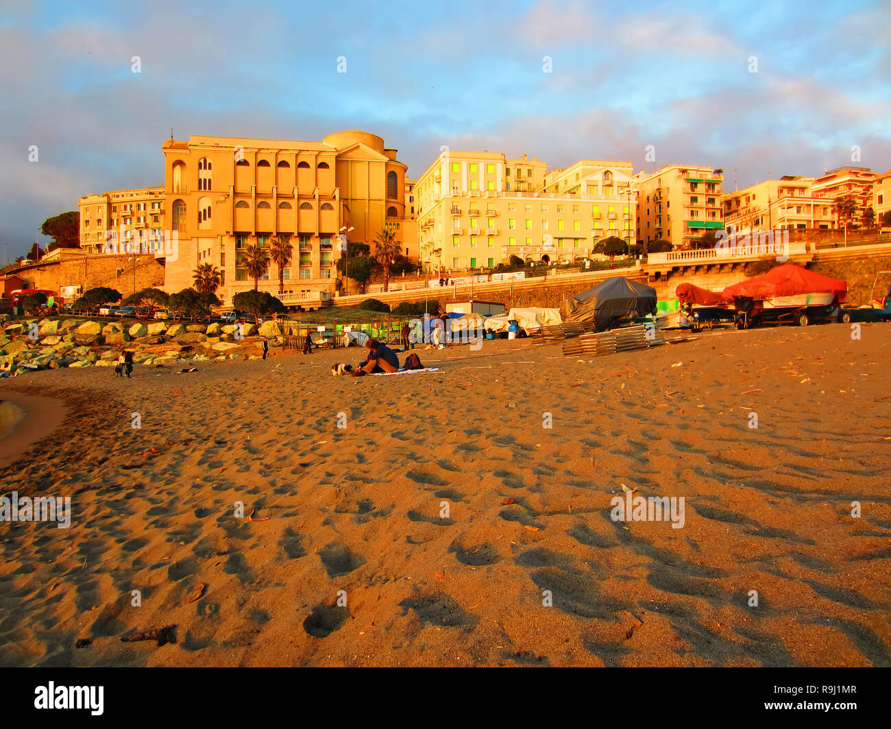 At the beach in genoa hi-res stock photography and images - Alamy