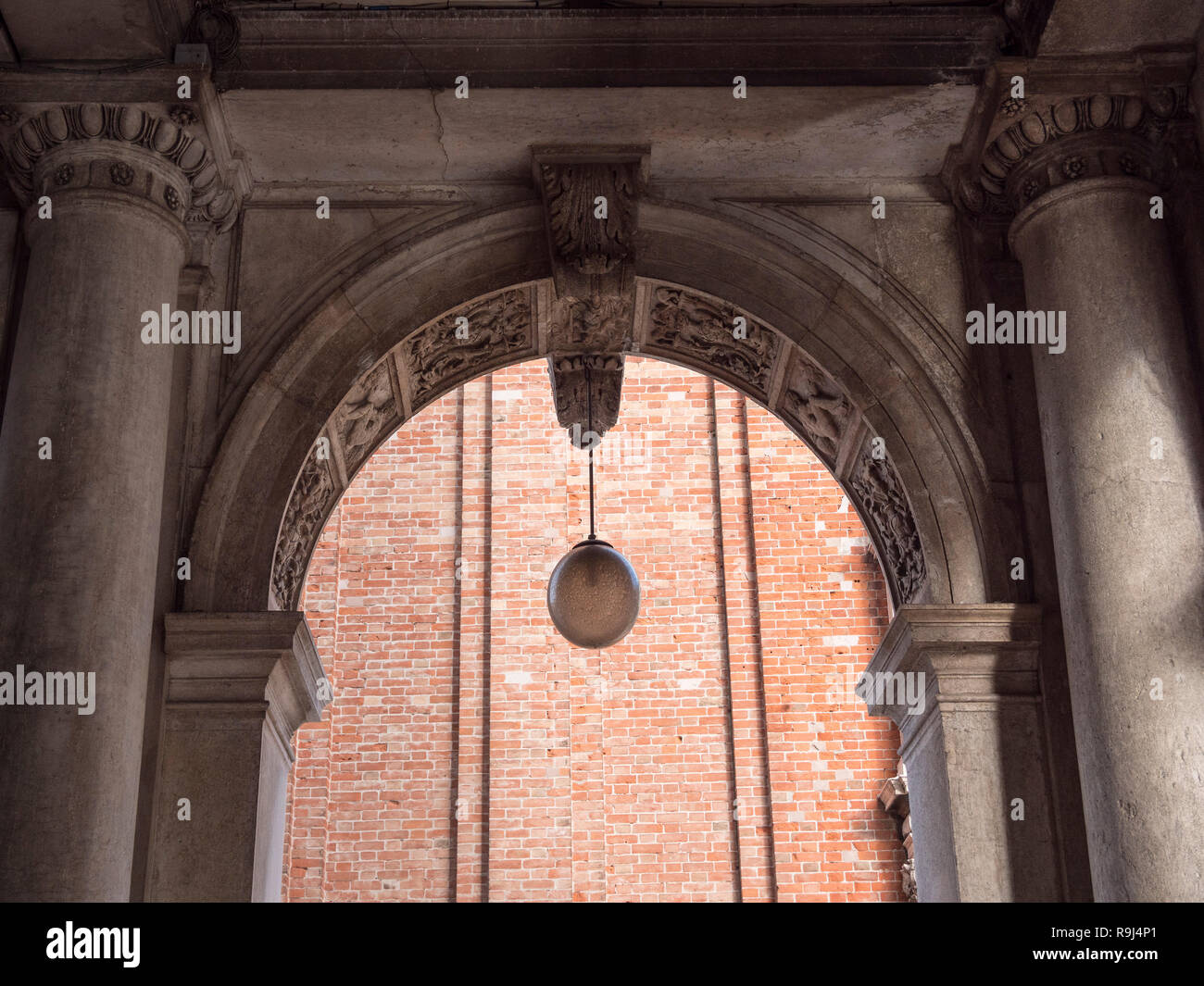 Baroque architecture construction hi-res stock photography and images ...