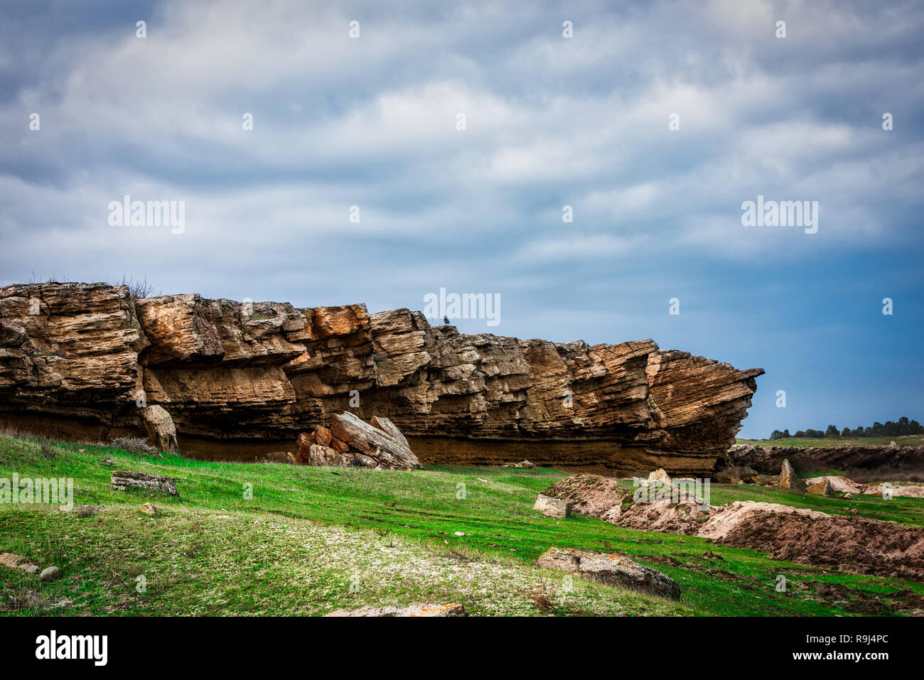 Mountainous rock wallpaper hi-res stock photography and images - Alamy