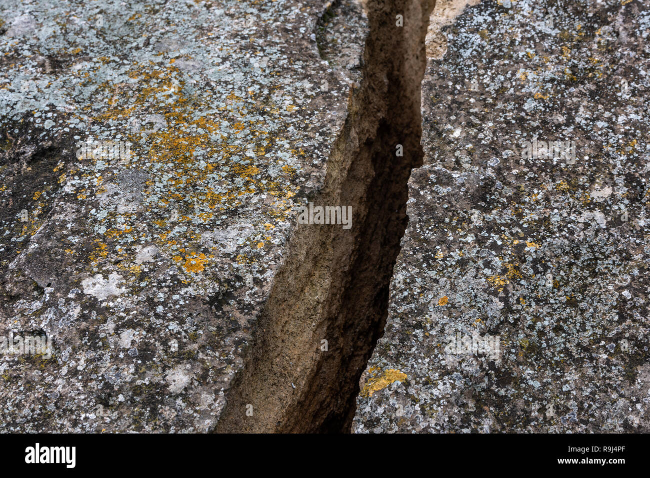 Huge tectonic crack in the rock Stock Photo - Alamy
