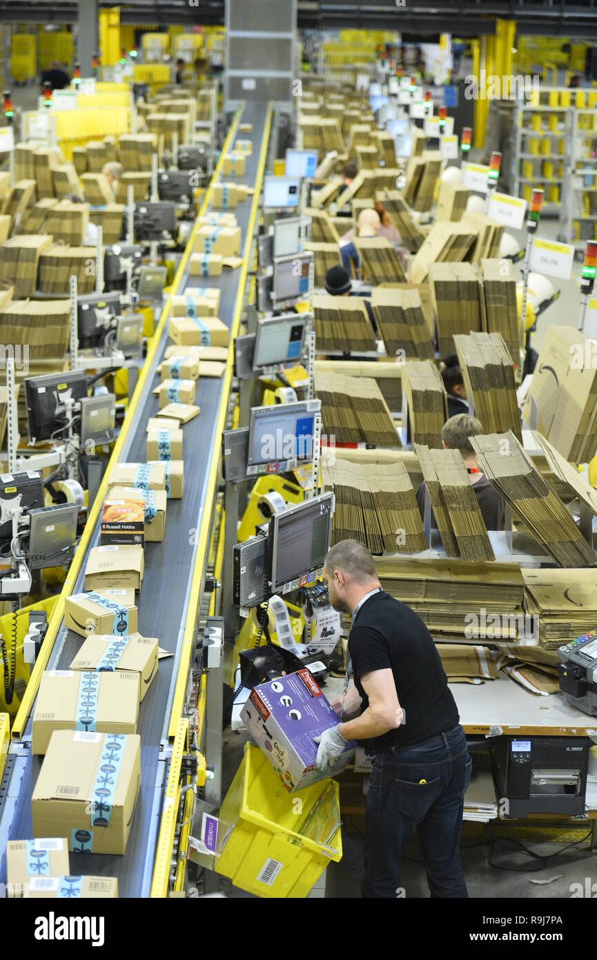 Scenes inside Amazon's Dunfermline warehouse on Black Friday which is ...