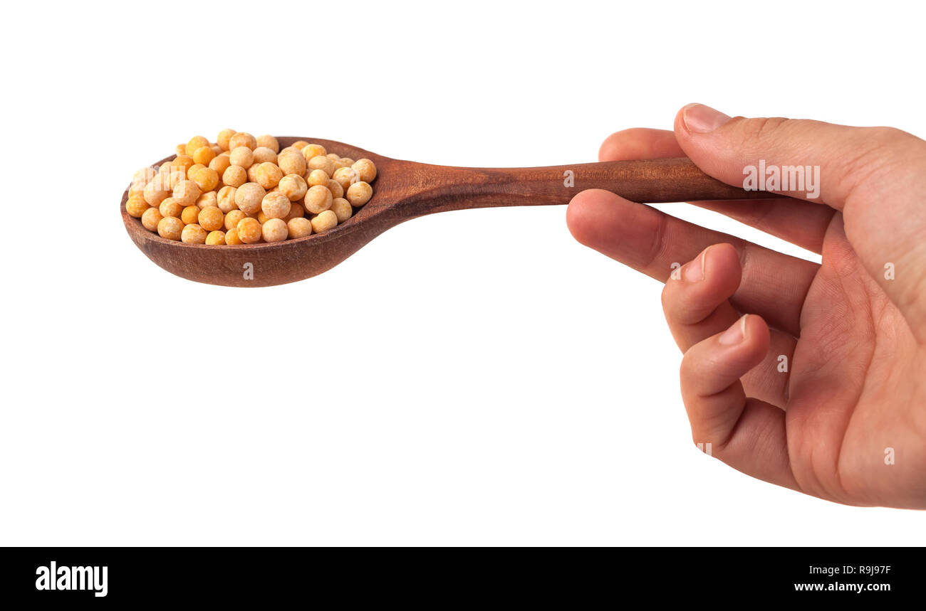 Peas on spoon detail hi-res stock photography and images - Alamy