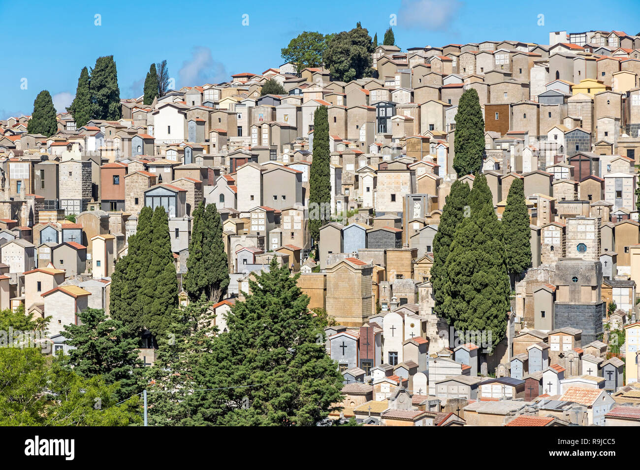 Old tombstone in italian cemetery hi-res stock photography and images ...