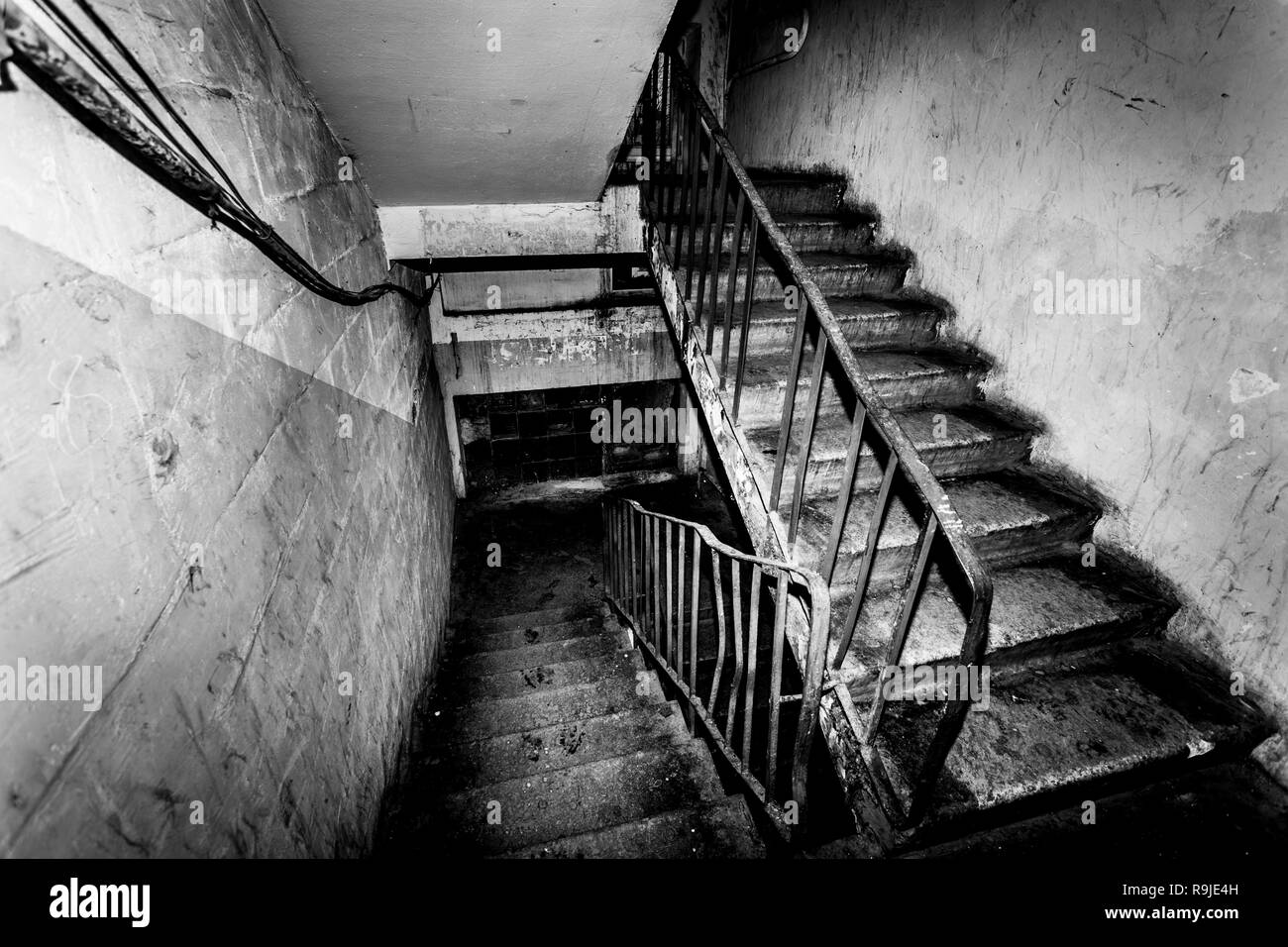 Dirty staircase building bad condition hi-res stock photography and ...