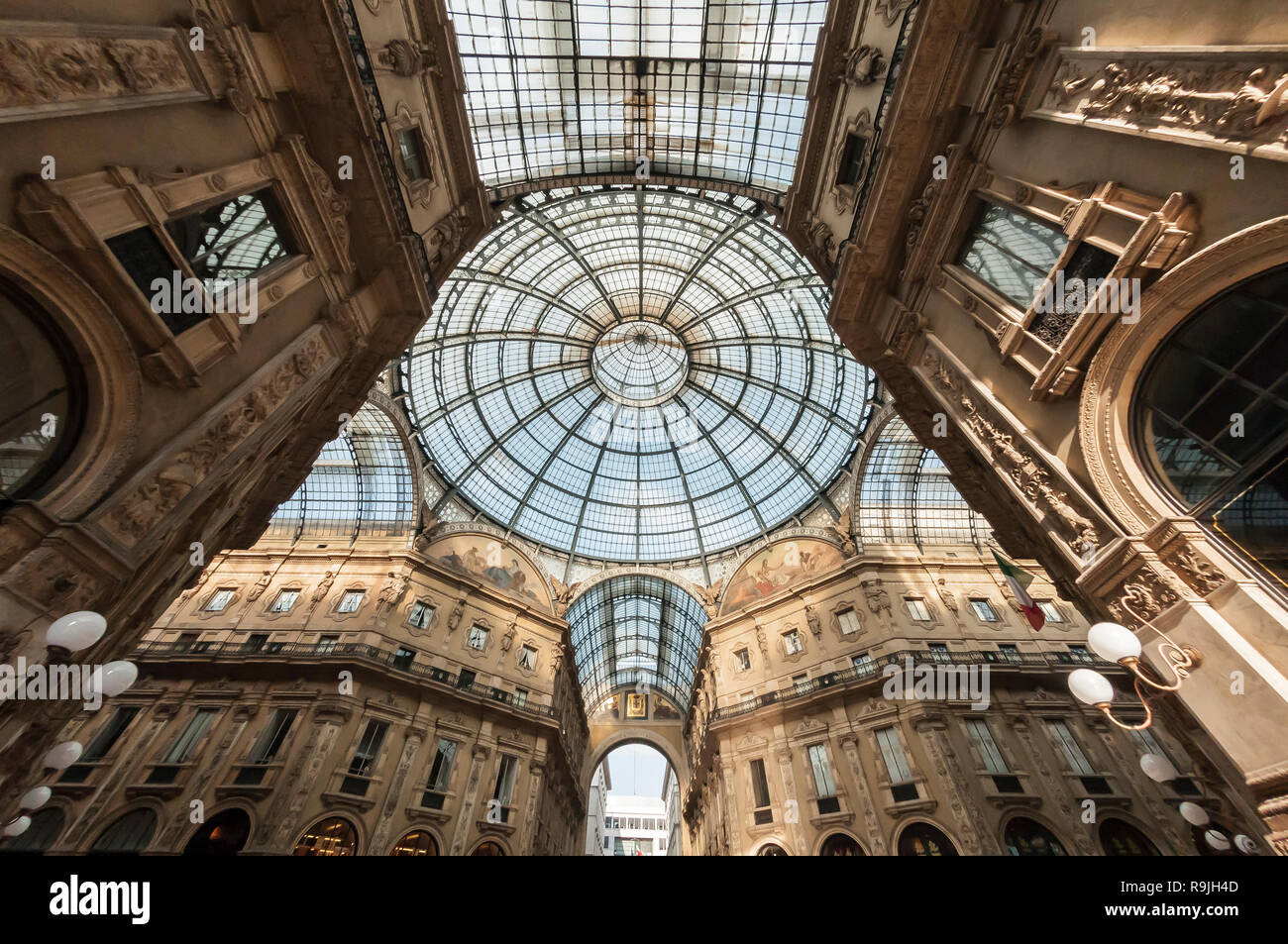 Milano 2009 hi-res stock photography and images - Alamy