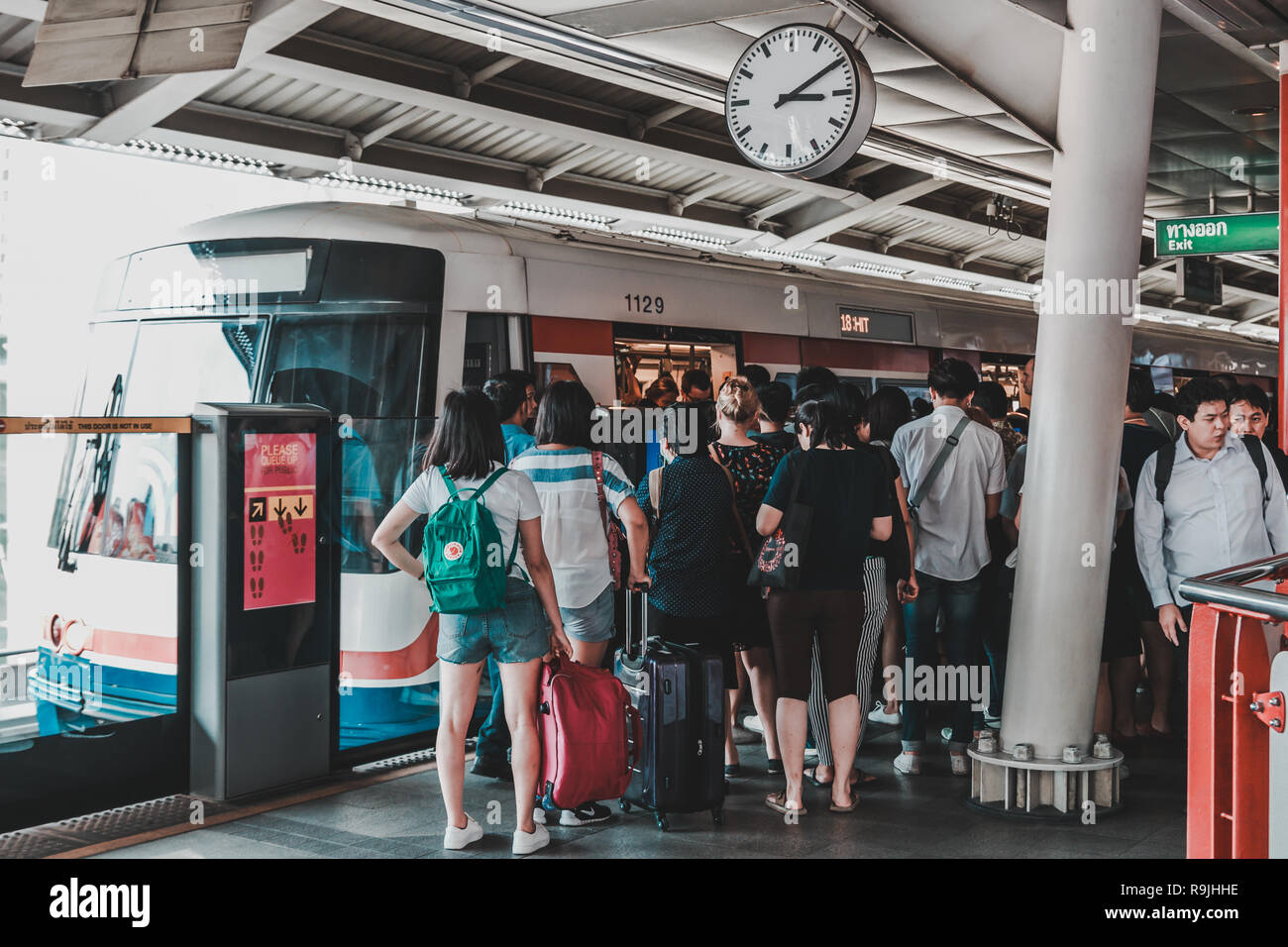 Bts railway siam bts station hi-res stock photography and images - Alamy