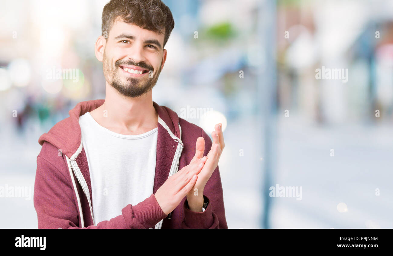 Boy Clap Hands Stock Photos & Boy Clap Hands Stock Images - Alamy