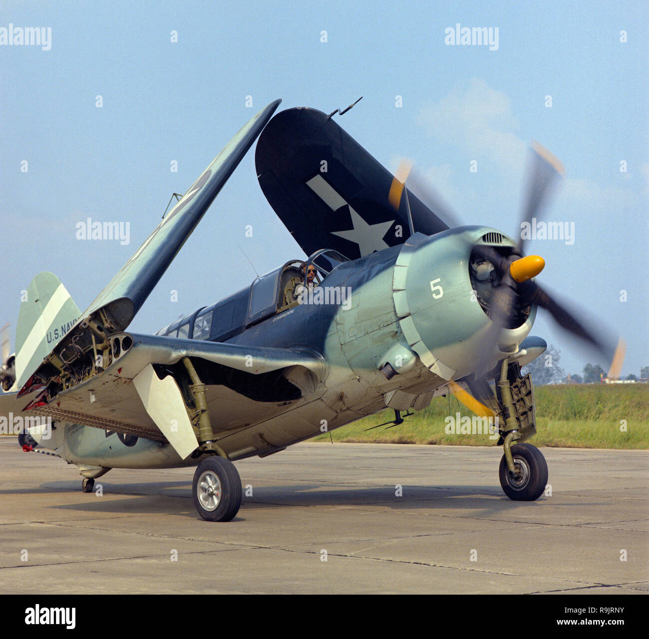 Curtiss helldiver hi-res stock photography and images - Alamy