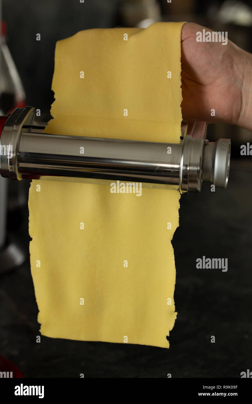 Pasta maker and italy hi-res stock photography and images - Alamy