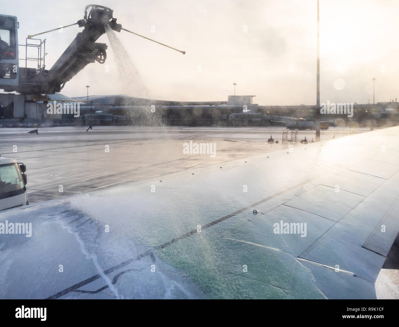 Anti icing hi-res stock photography and images - Alamy