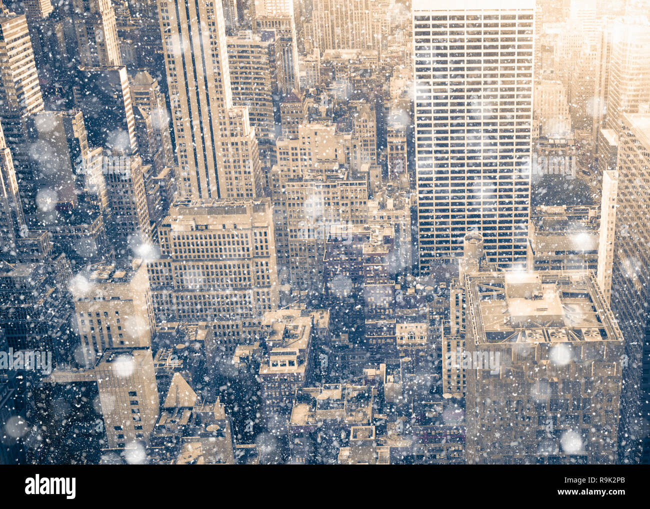 New york city snow night hi-res stock photography and images - Alamy