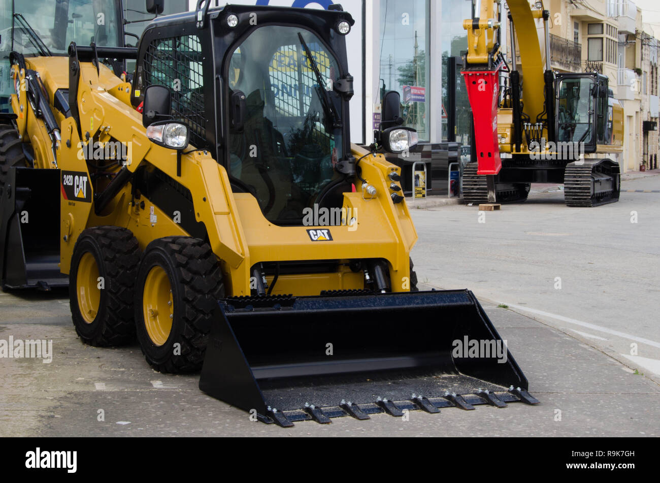 Bagger at store hi-res stock photography and images - Alamy