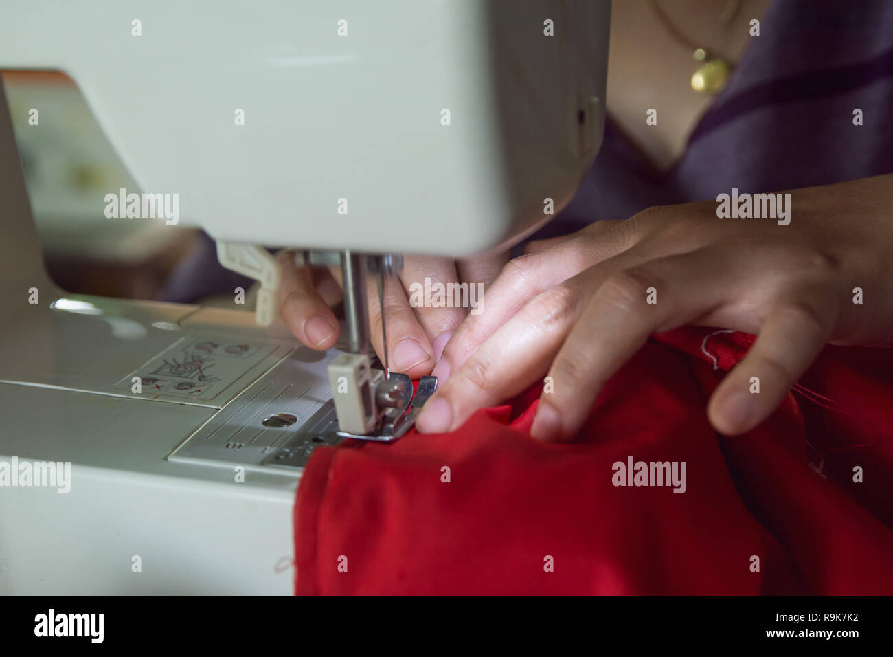 Working vintage machines hi-res stock photography and images - Alamy