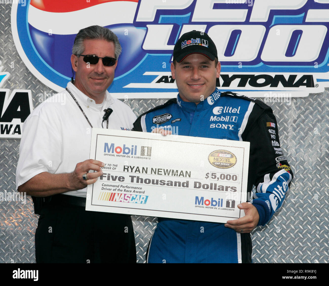 Ryan newman race car hi-res stock photography and images - Alamy