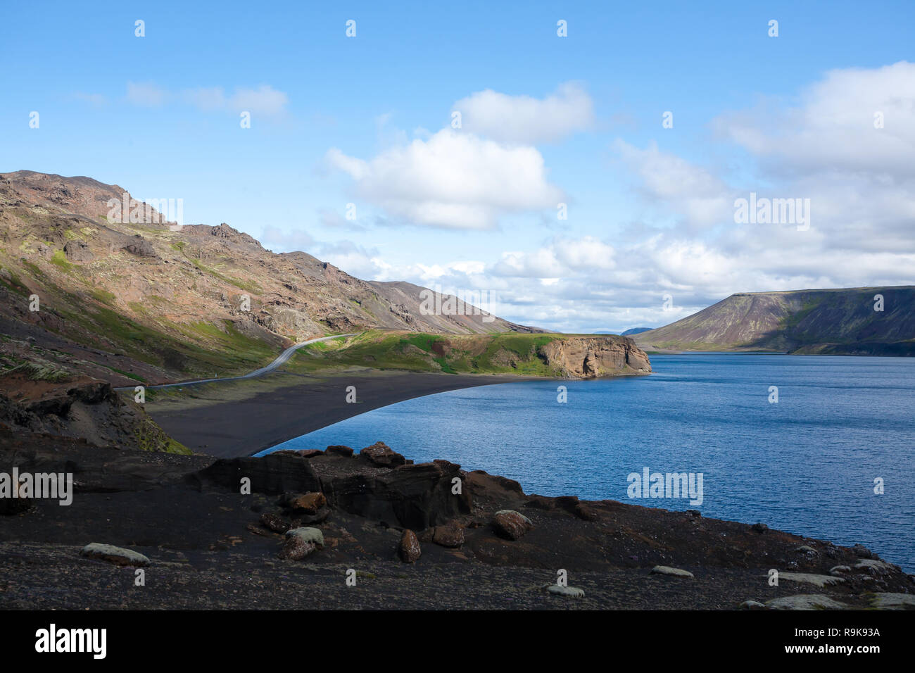 Kleifarvatn lake landscape, southern peninsula, Reykjanes, Iceland ...