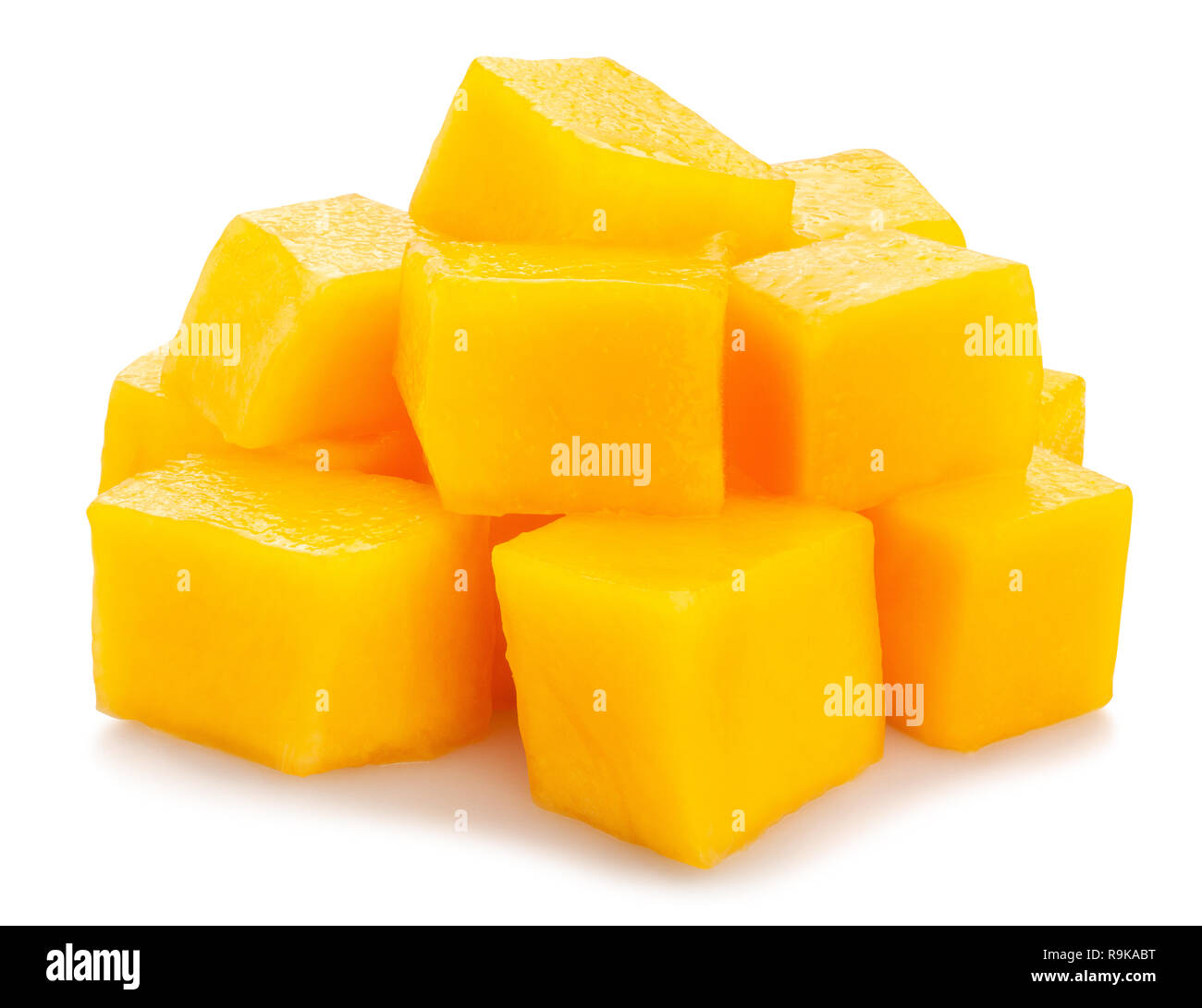 sliced mango chunks path isolated Stock Photo - Alamy
