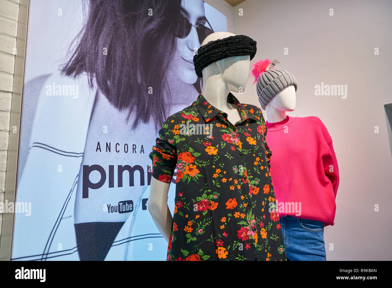 MILAN, ITALY - CIRCA NOVEMBER, 2017: mannequins on display at retail ...