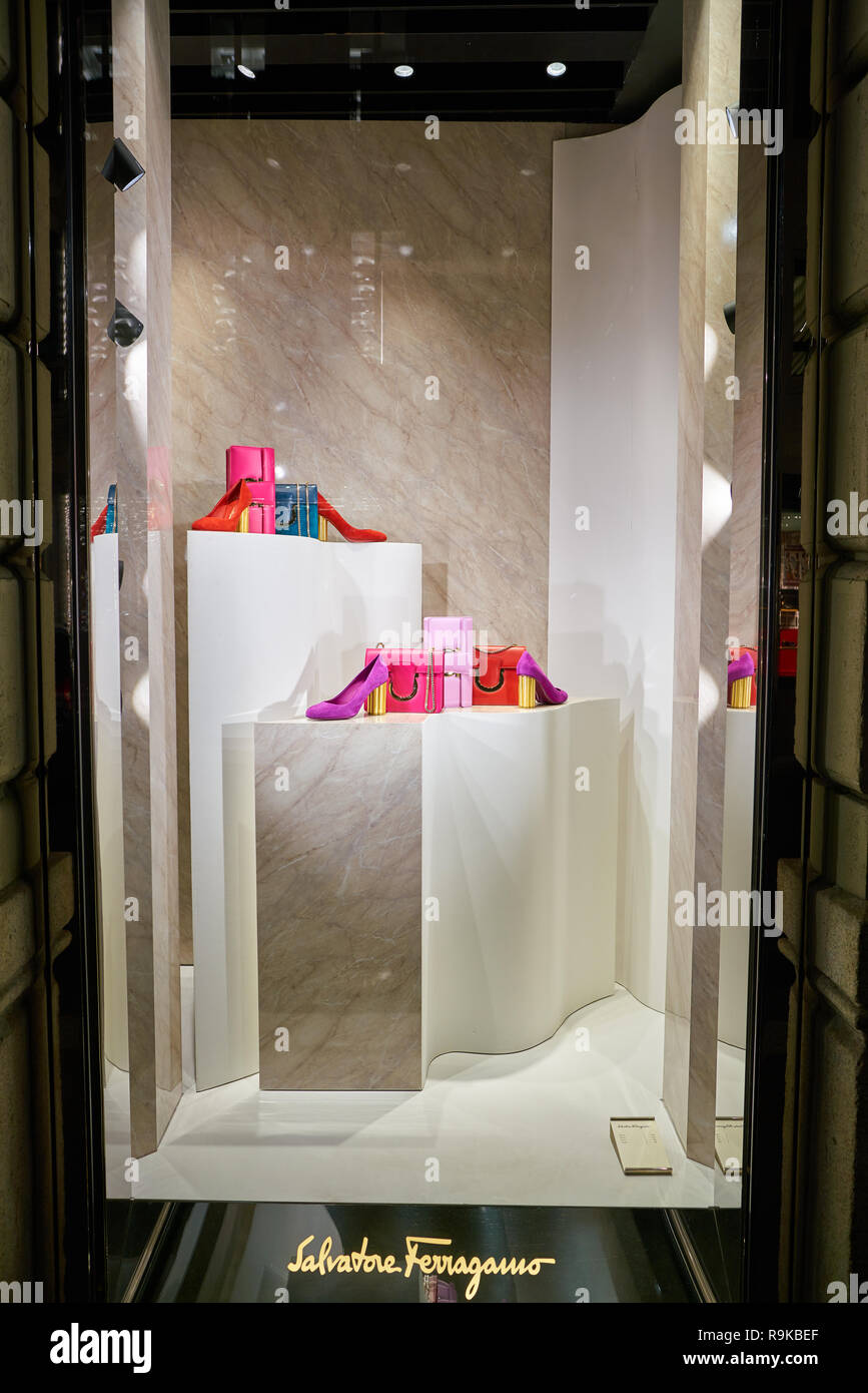 MILAN, ITALY - CIRCA NOVEMBER, 2017: shop window display of bags and ...