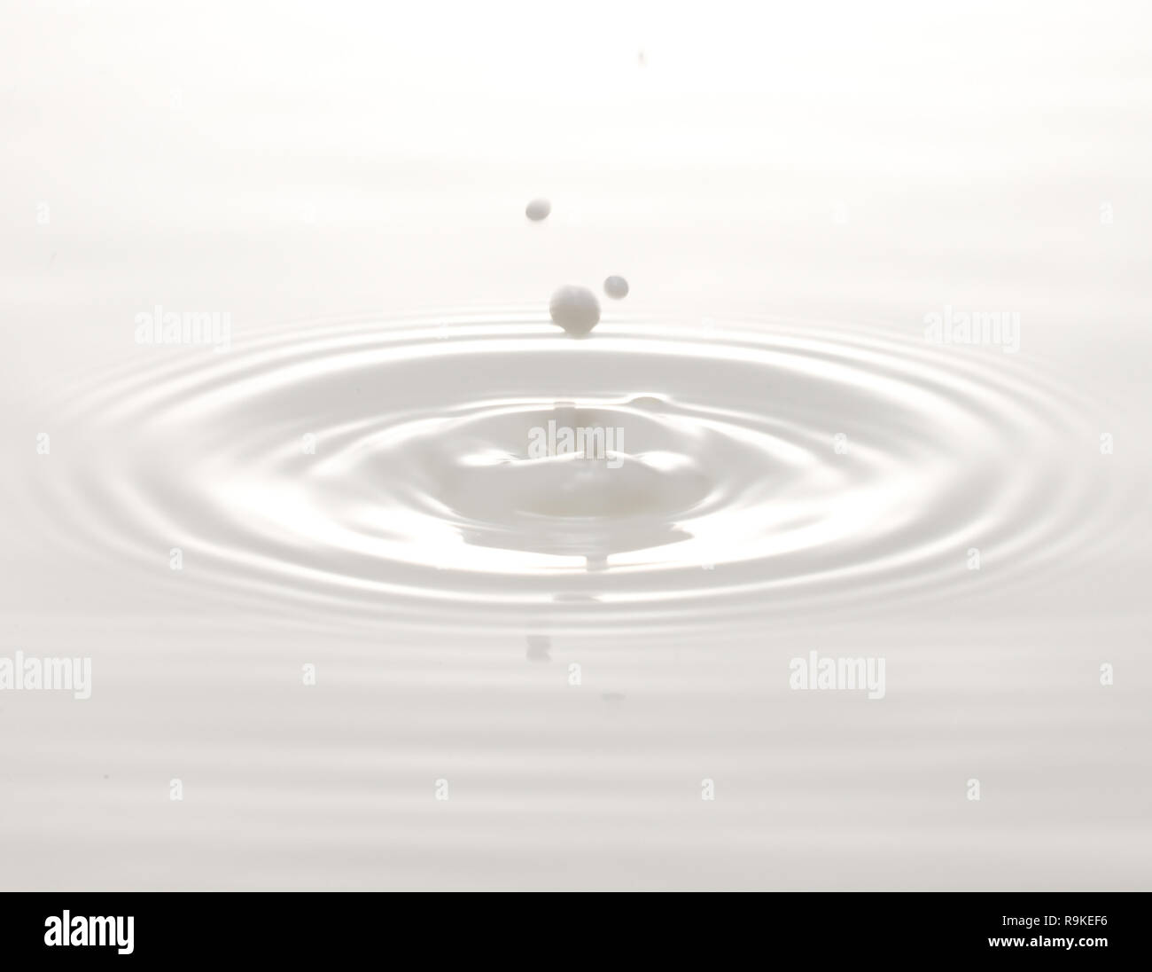 Milk water splash hi-res stock photography and images - Alamy