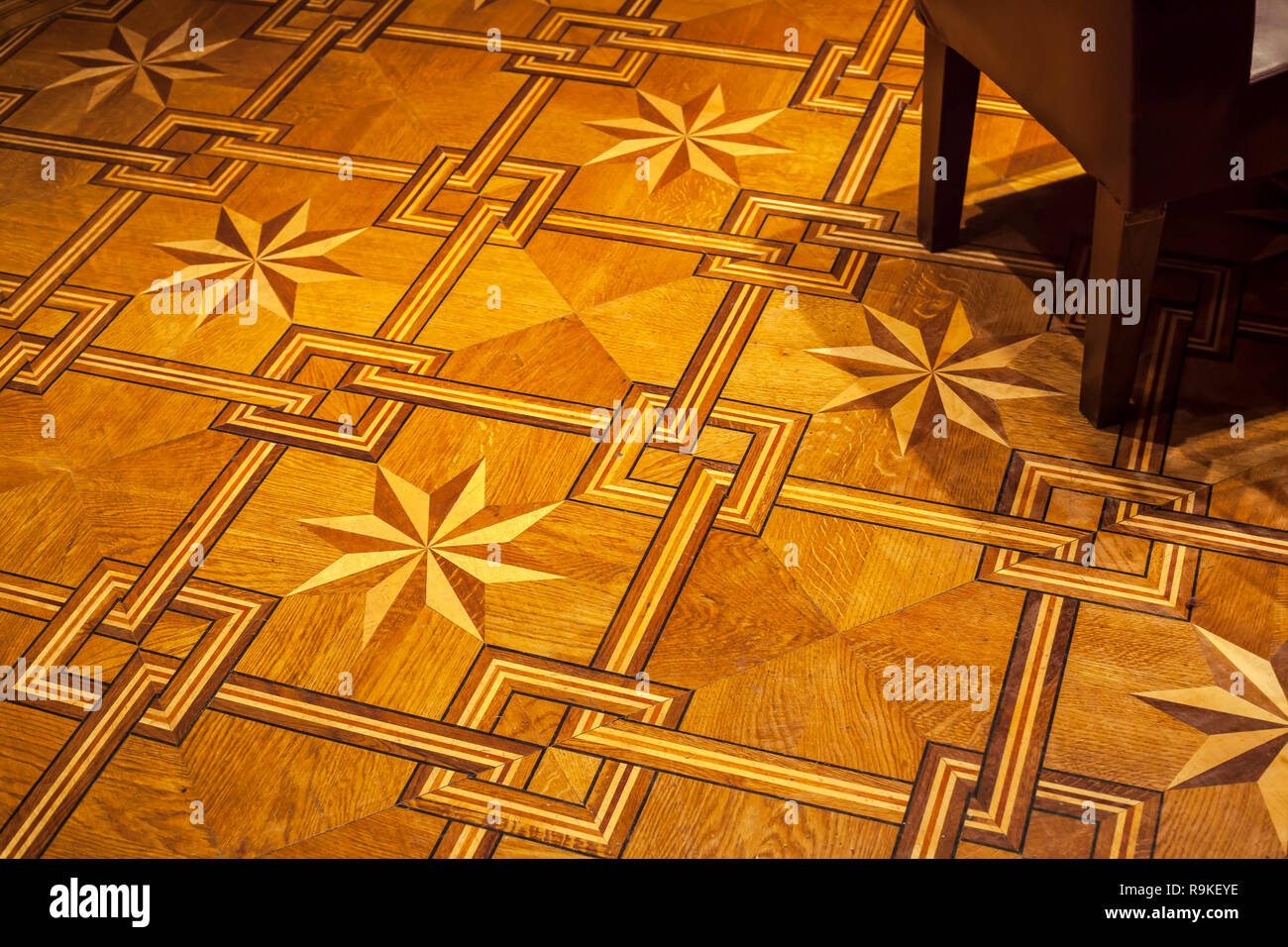 Antique parquet flooring hi-res stock photography and images - Alamy