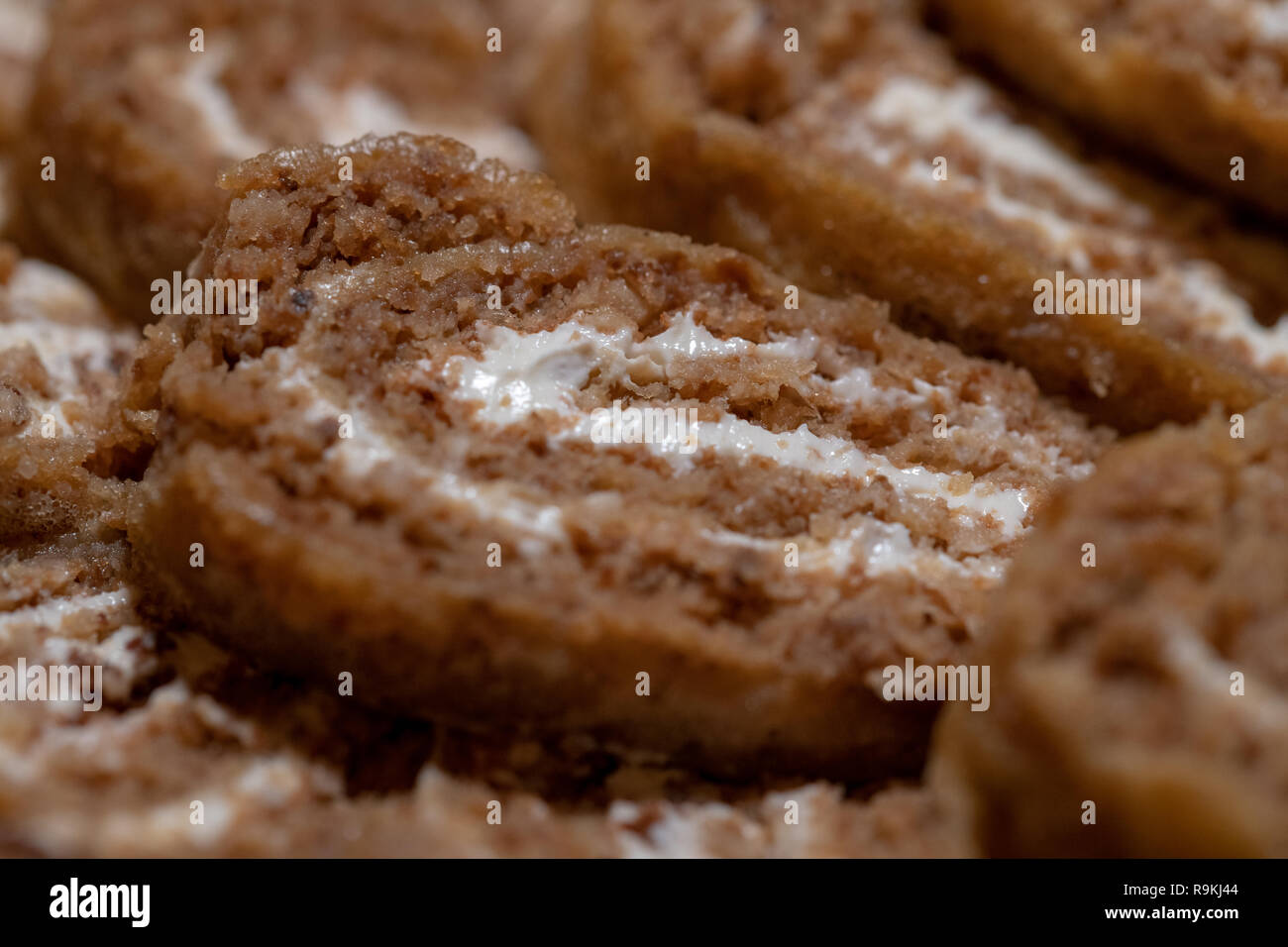 Yule log dessert hi-res stock photography and images - Alamy