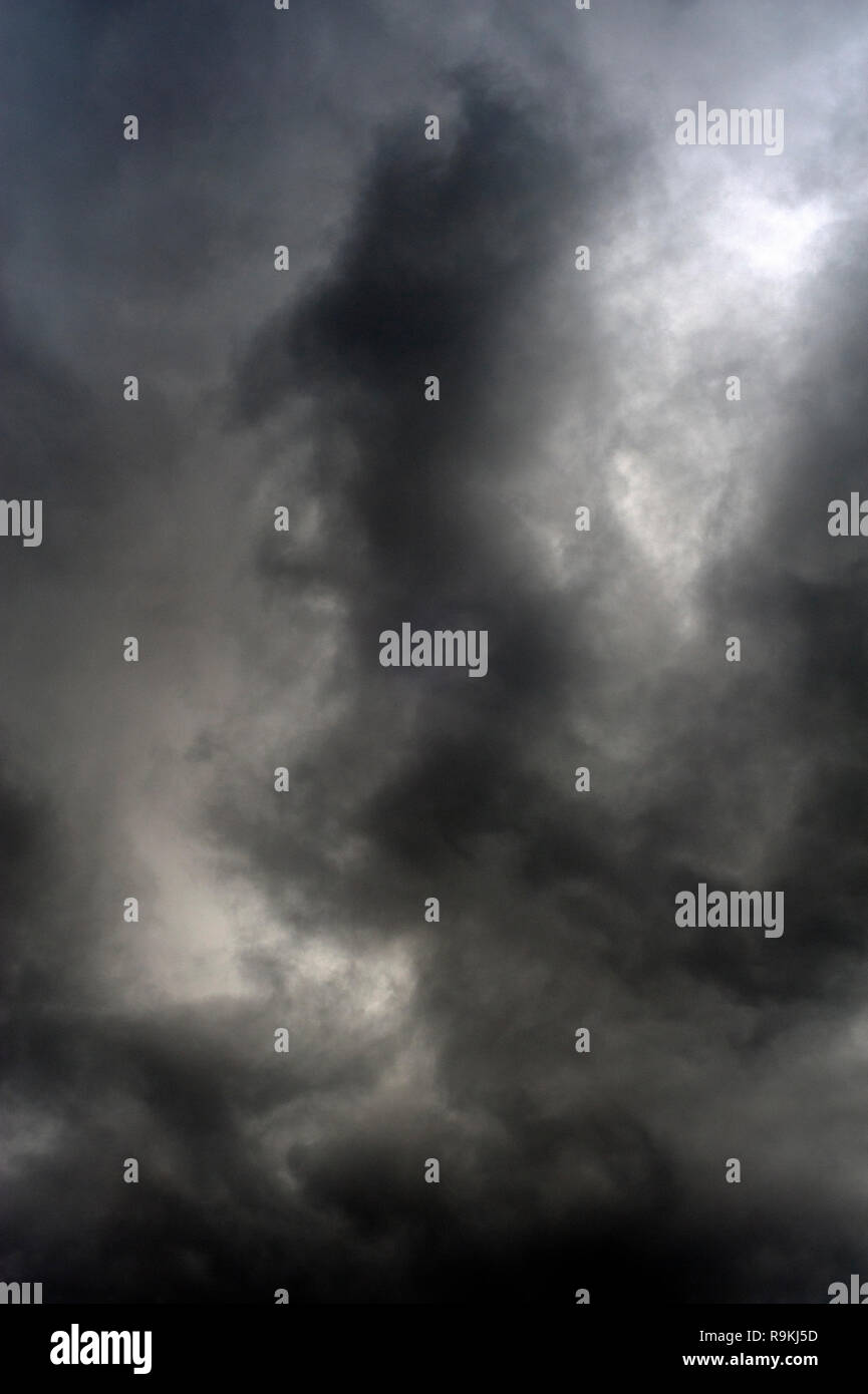 Swelling cumulus hi-res stock photography and images - Alamy