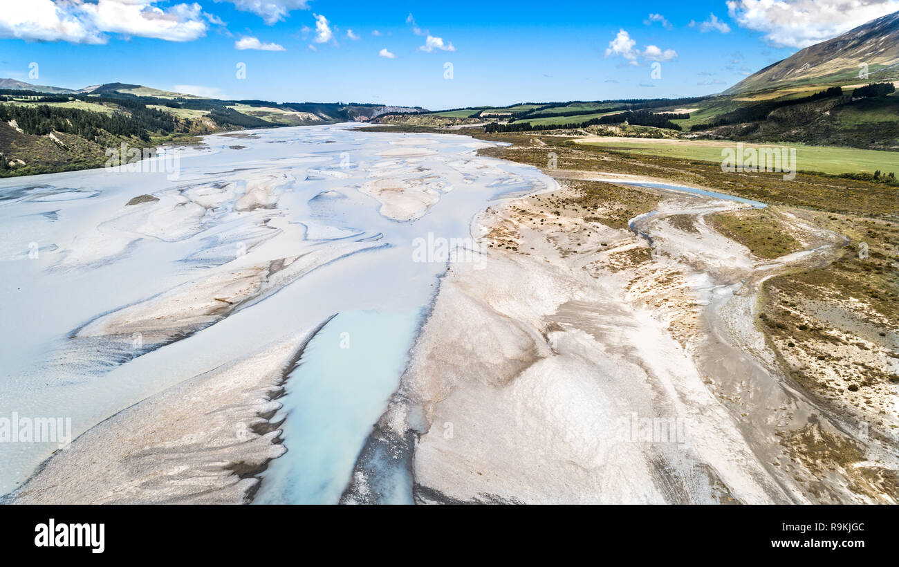 Stunning Rakaia River high country location Stock Photo - Alamy