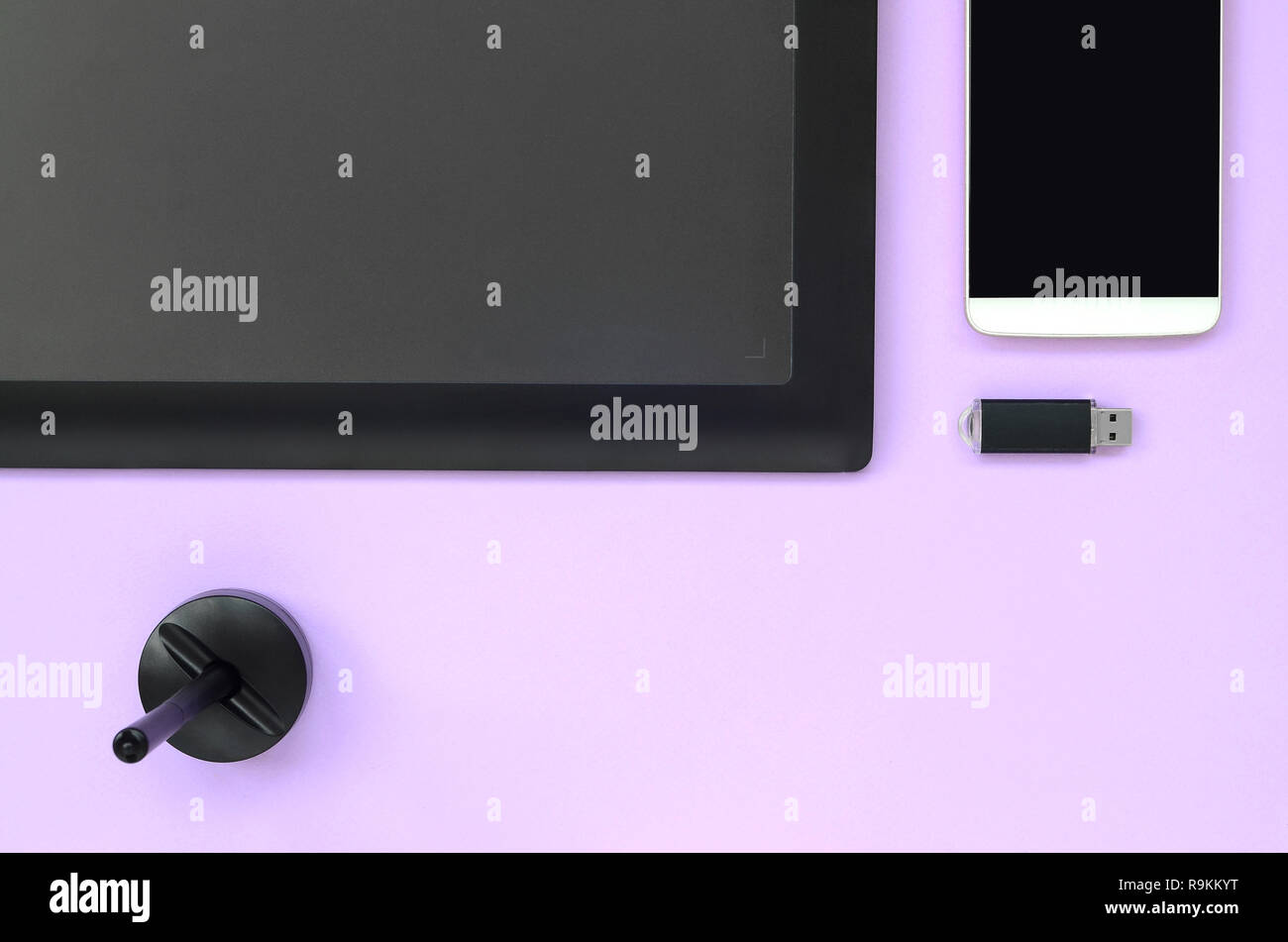 Digital v card hi-res stock photography and images - Alamy