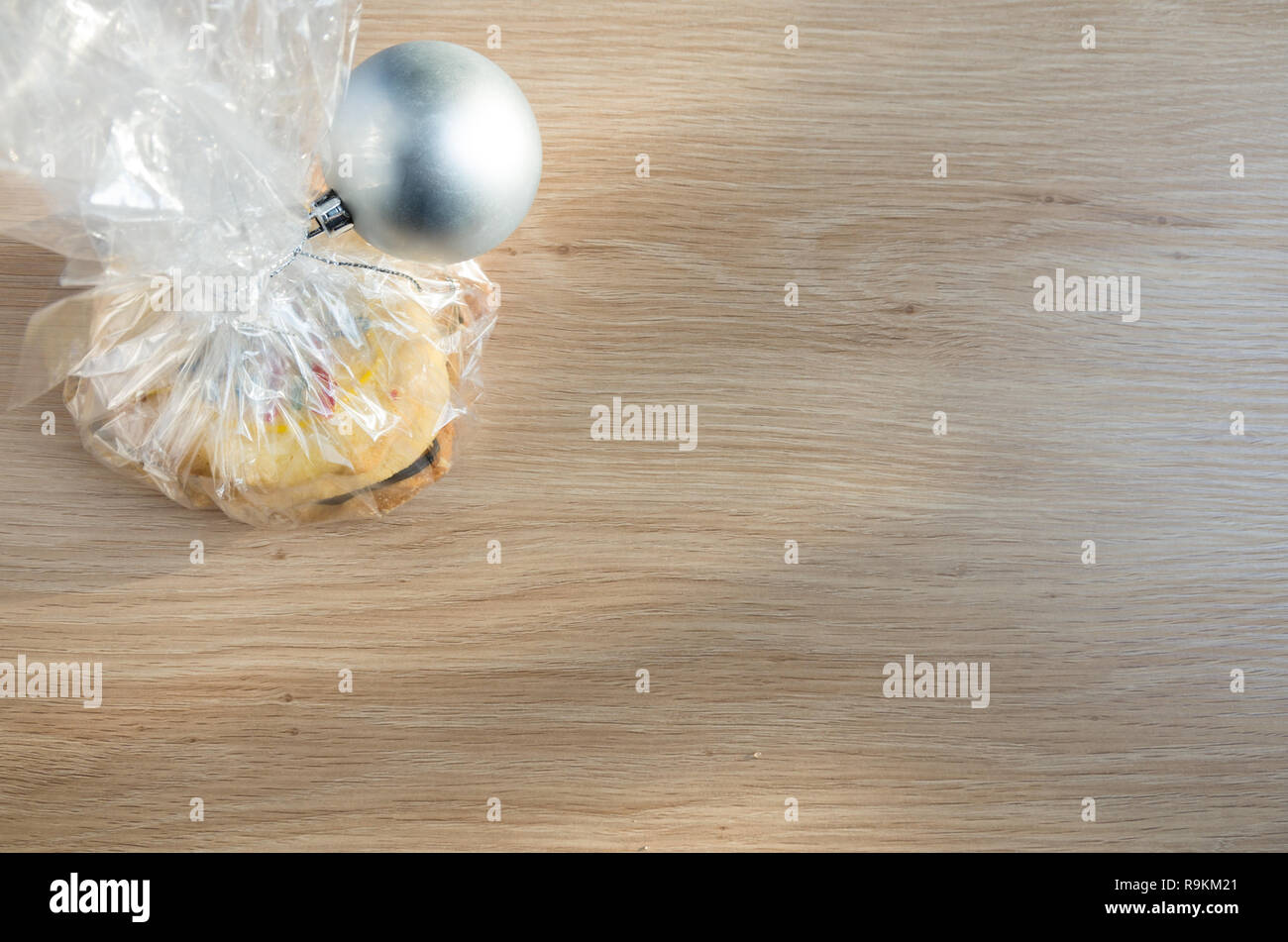 Homemade Christmas Cookies in wrapping Stock Photo - Alamy