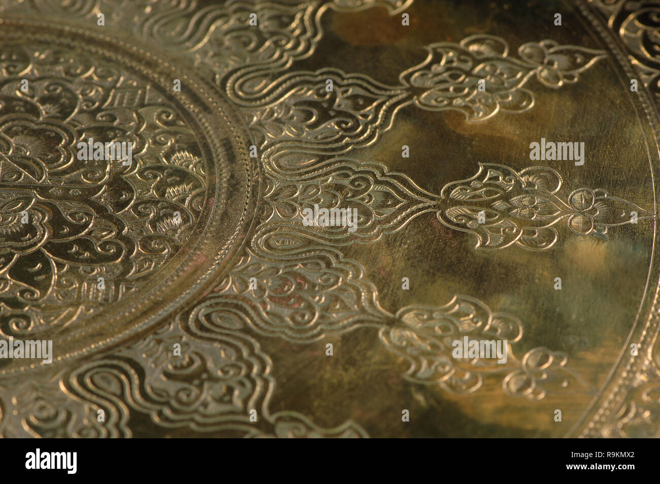 Bronze ornamental plate hi-res stock photography and images - Alamy