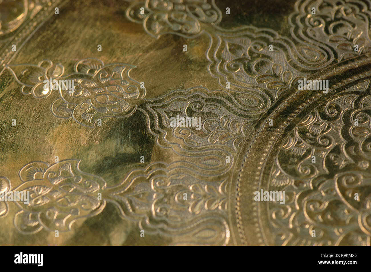 Bronze ornamental plate hi-res stock photography and images - Alamy