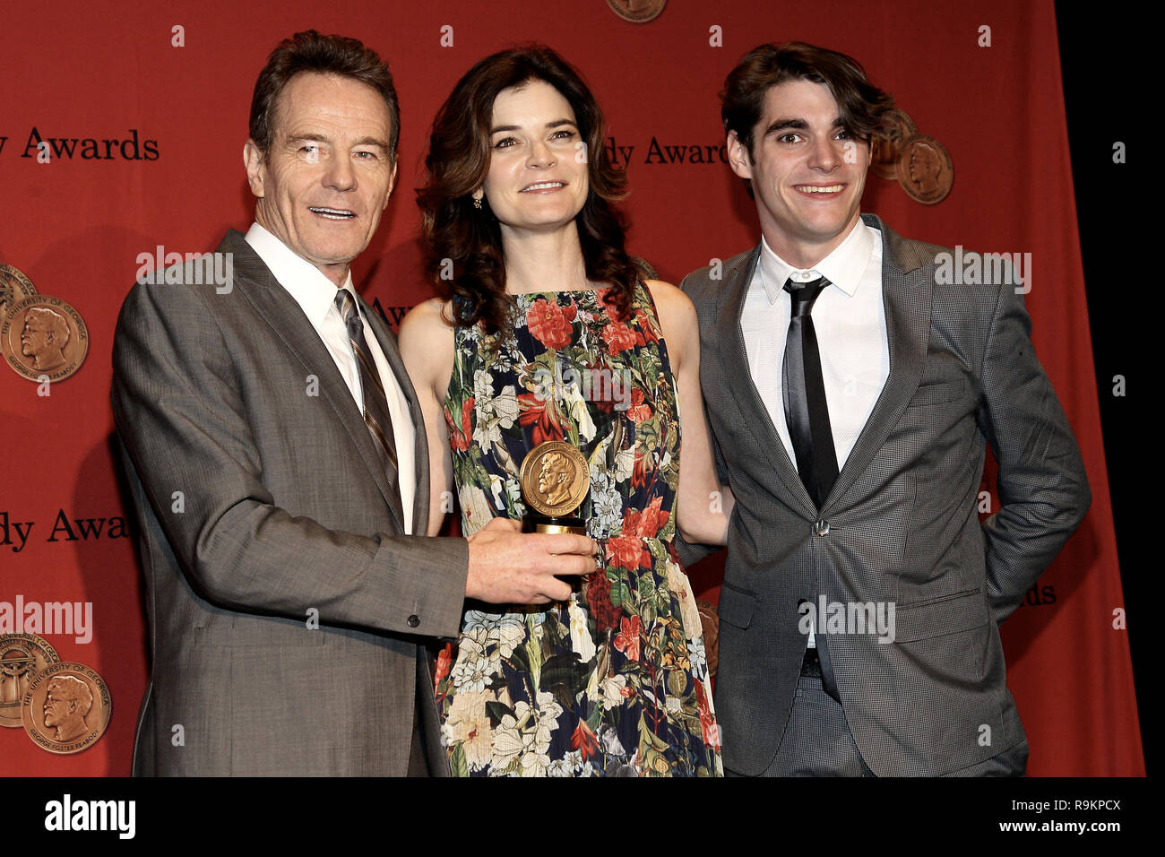 New York, NY / USA - May 19, 2014: Bryan Cranston, Betsy Brandt, RJ ...