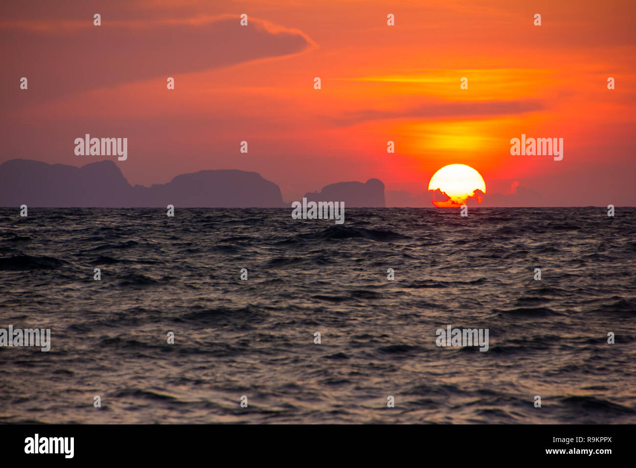 Amazing cloudy sky on sunset at tropical island Koh Lanta in Thailand ...