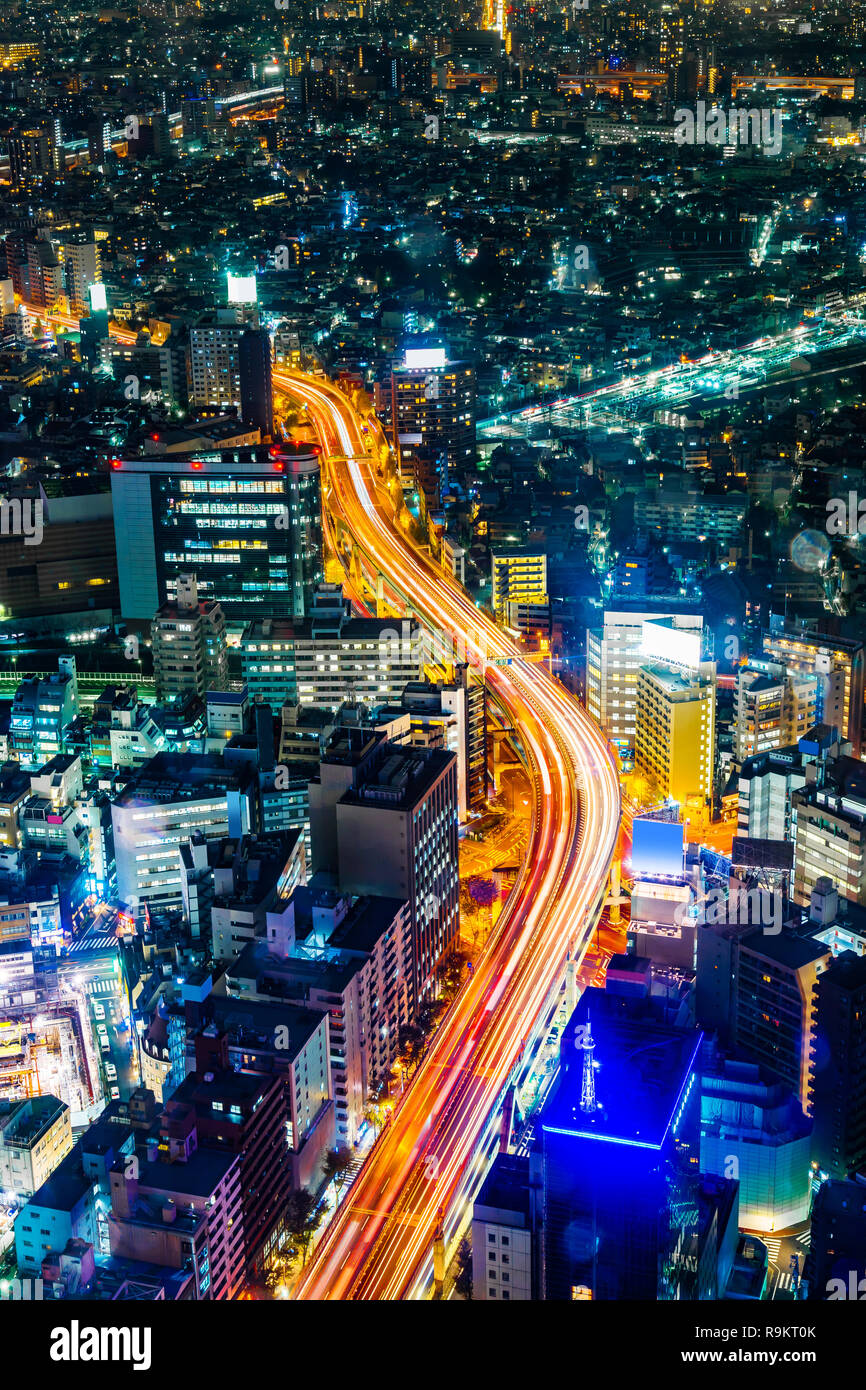 Modern expressway hi-res stock photography and images - Alamy