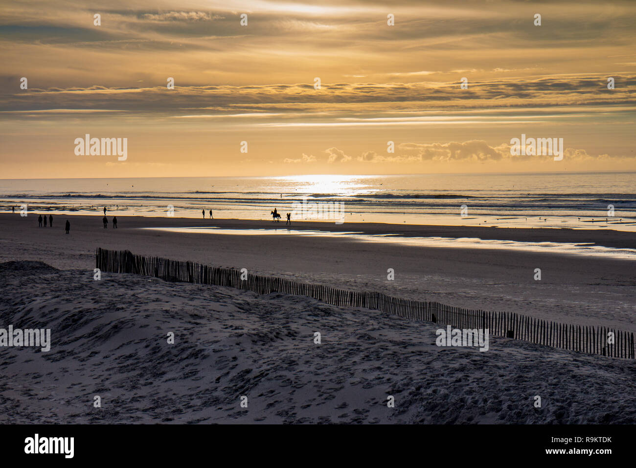 Le Touquet-Paris Plage : Sunset over the beach Stock Photo - Alamy