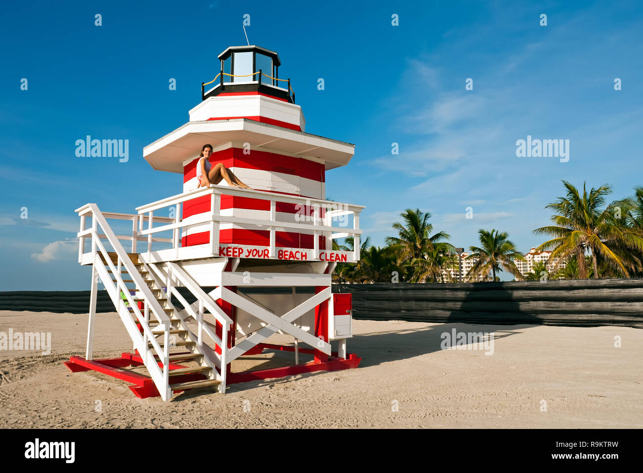Pink lifeguard stand hi-res stock photography and images - Alamy