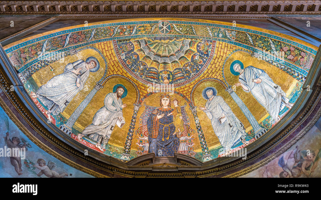 Saint francesca romana hi-res stock photography and images - Alamy