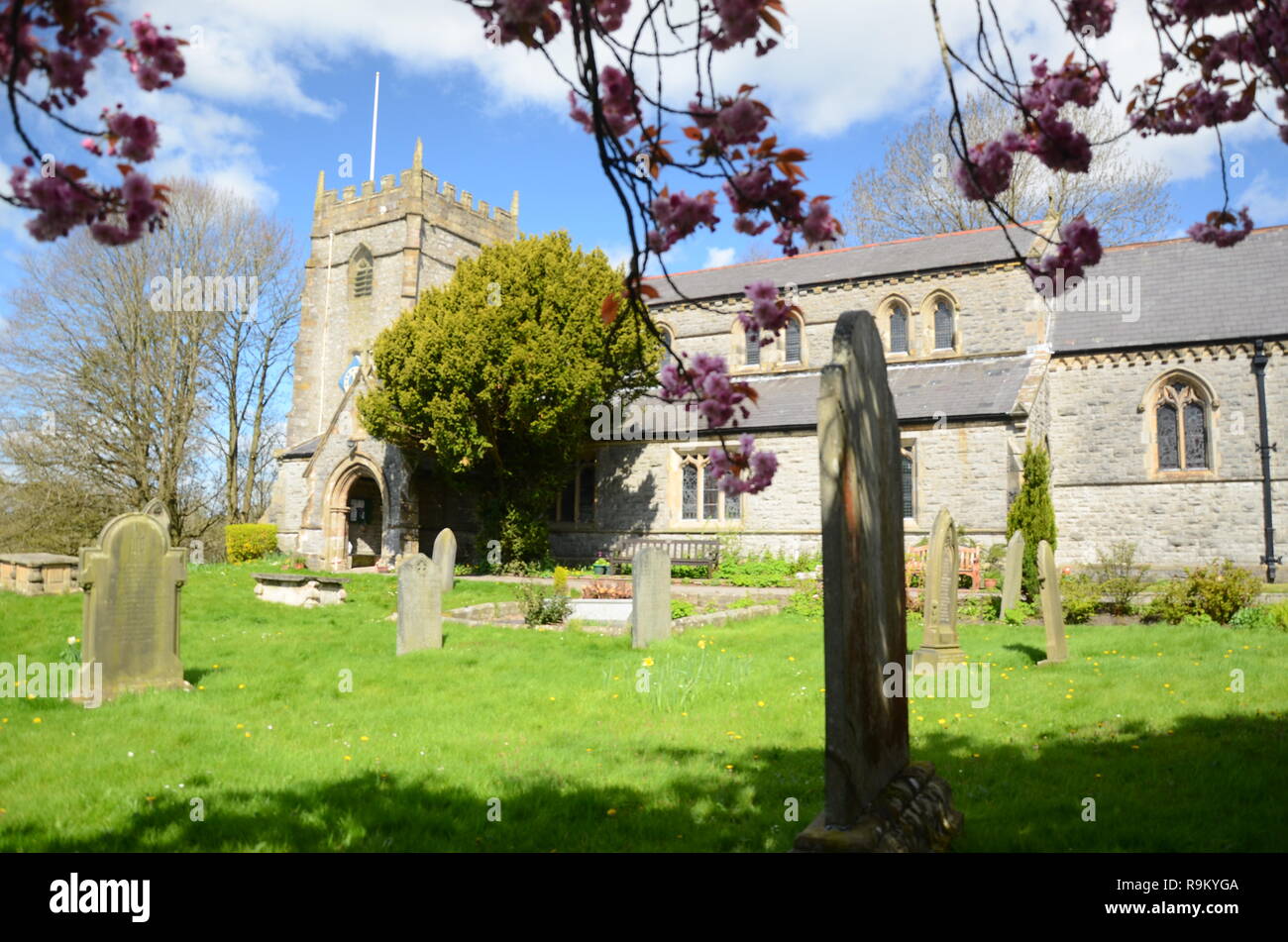 Ingleton village hi-res stock photography and images - Alamy