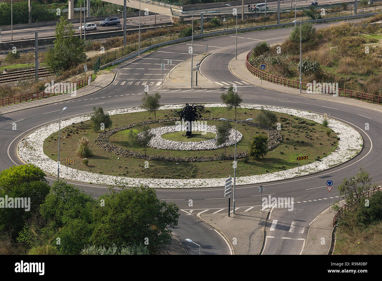 Roundabout symmetry hi-res stock photography and images - Alamy