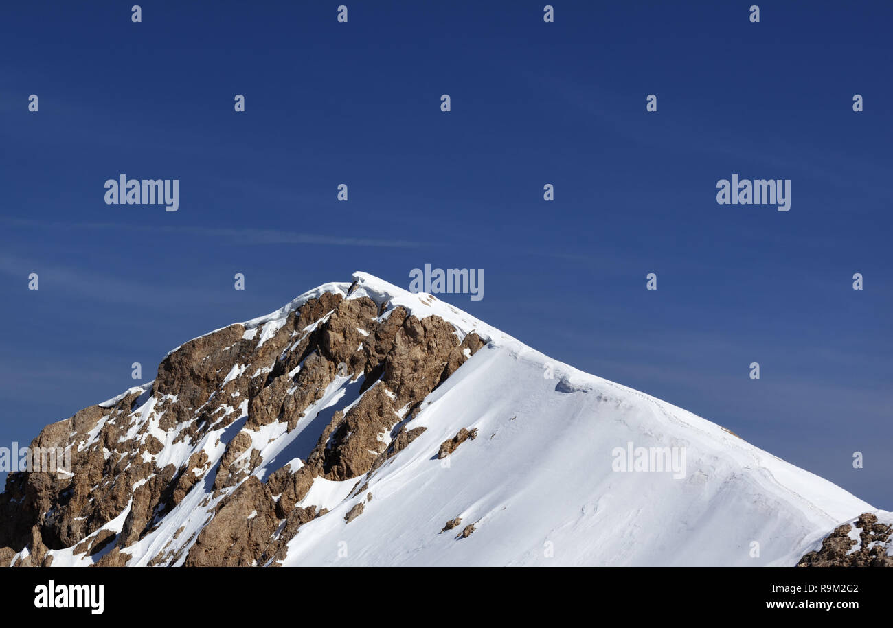 Snow cornice hi-res stock photography and images - Alamy