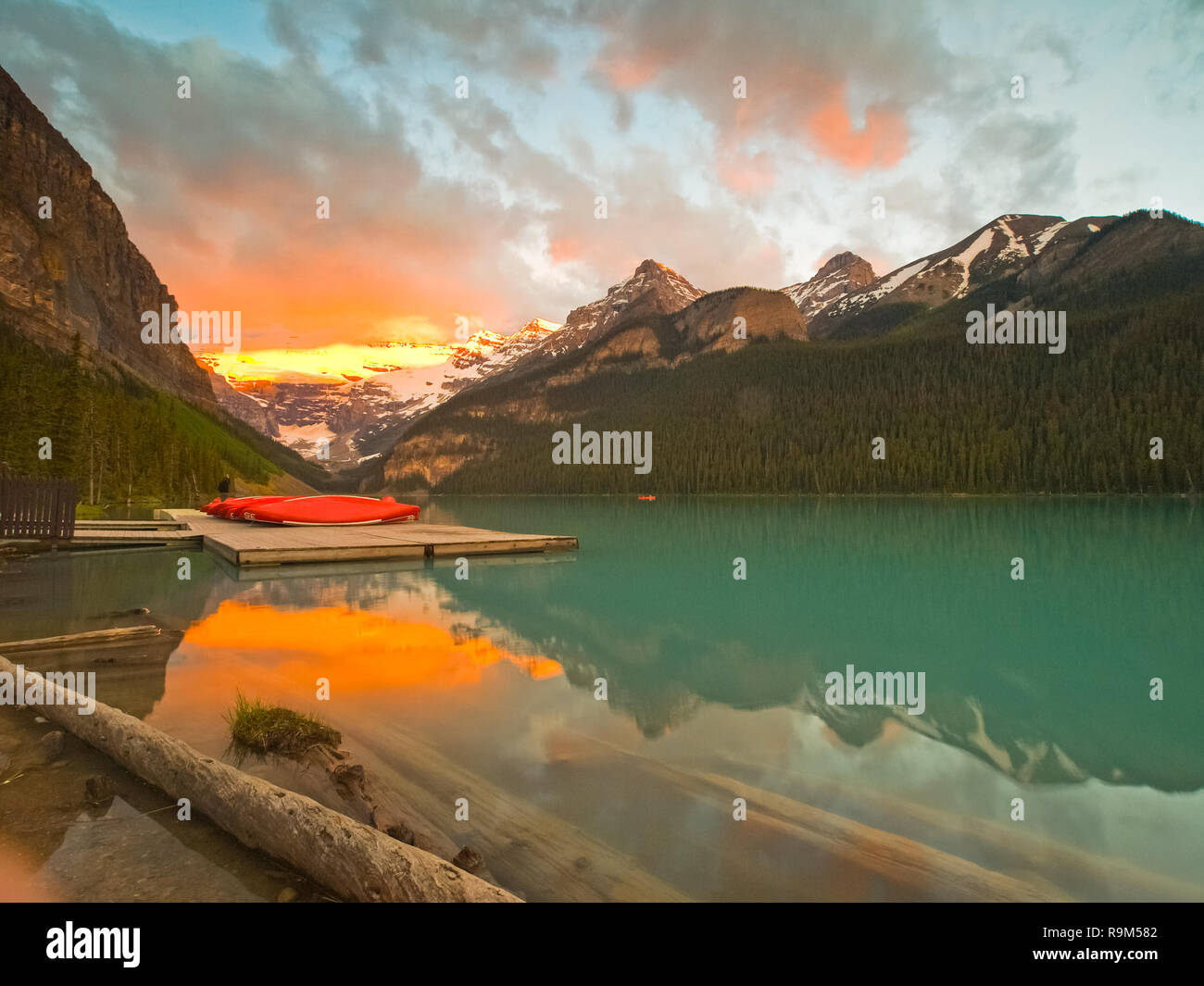 Lake in the mountains of Canada, pristine nature. Canadian landscape ...