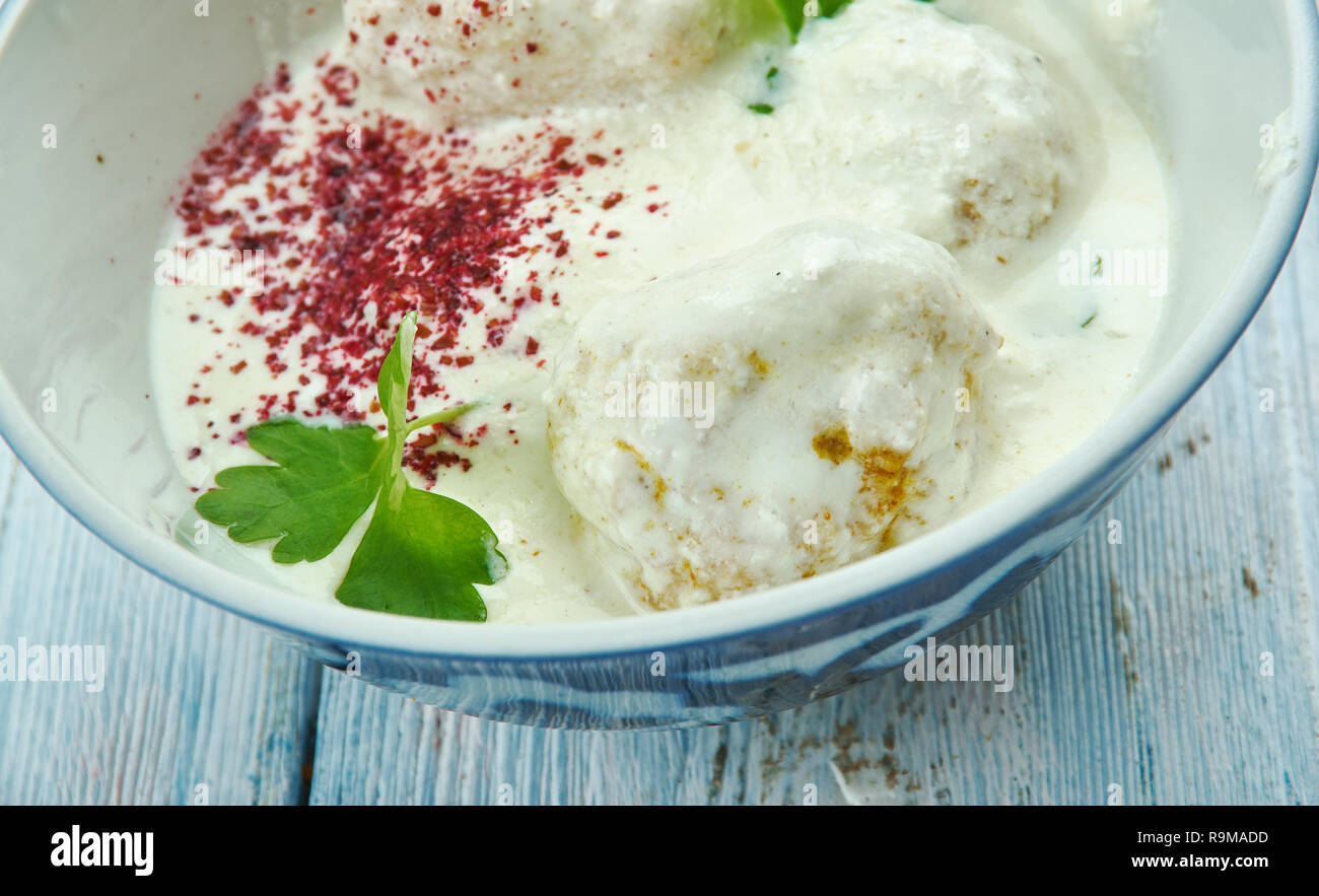 Kashmiri Goshtaba, Creamy Lamb Meatballs, popular Kashmiri dish Indian ...