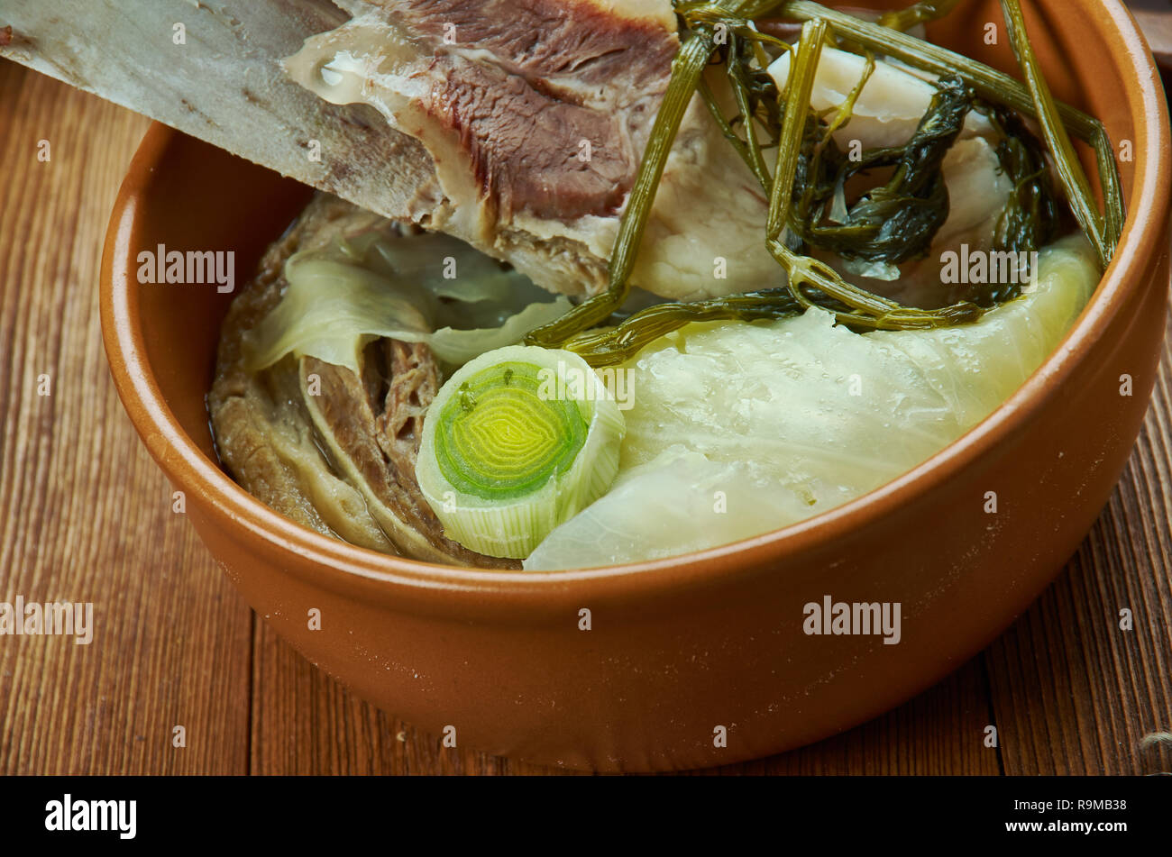Farikal, Norwegian cuisine, mutton with bone, cabbage, whole black ...